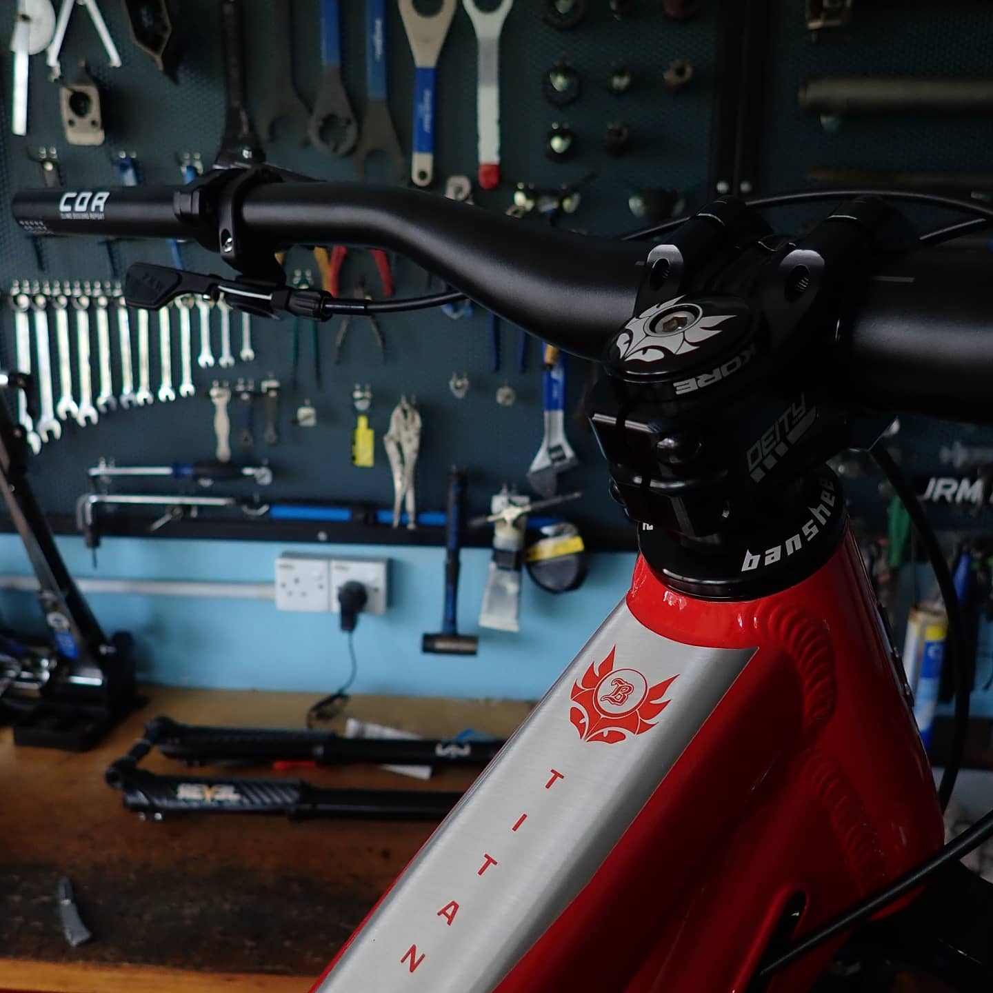 store.FakawiBikes – Banshee Bikes